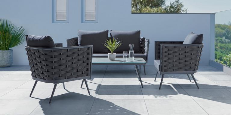 Nakupujte nábytek online • Möbelix