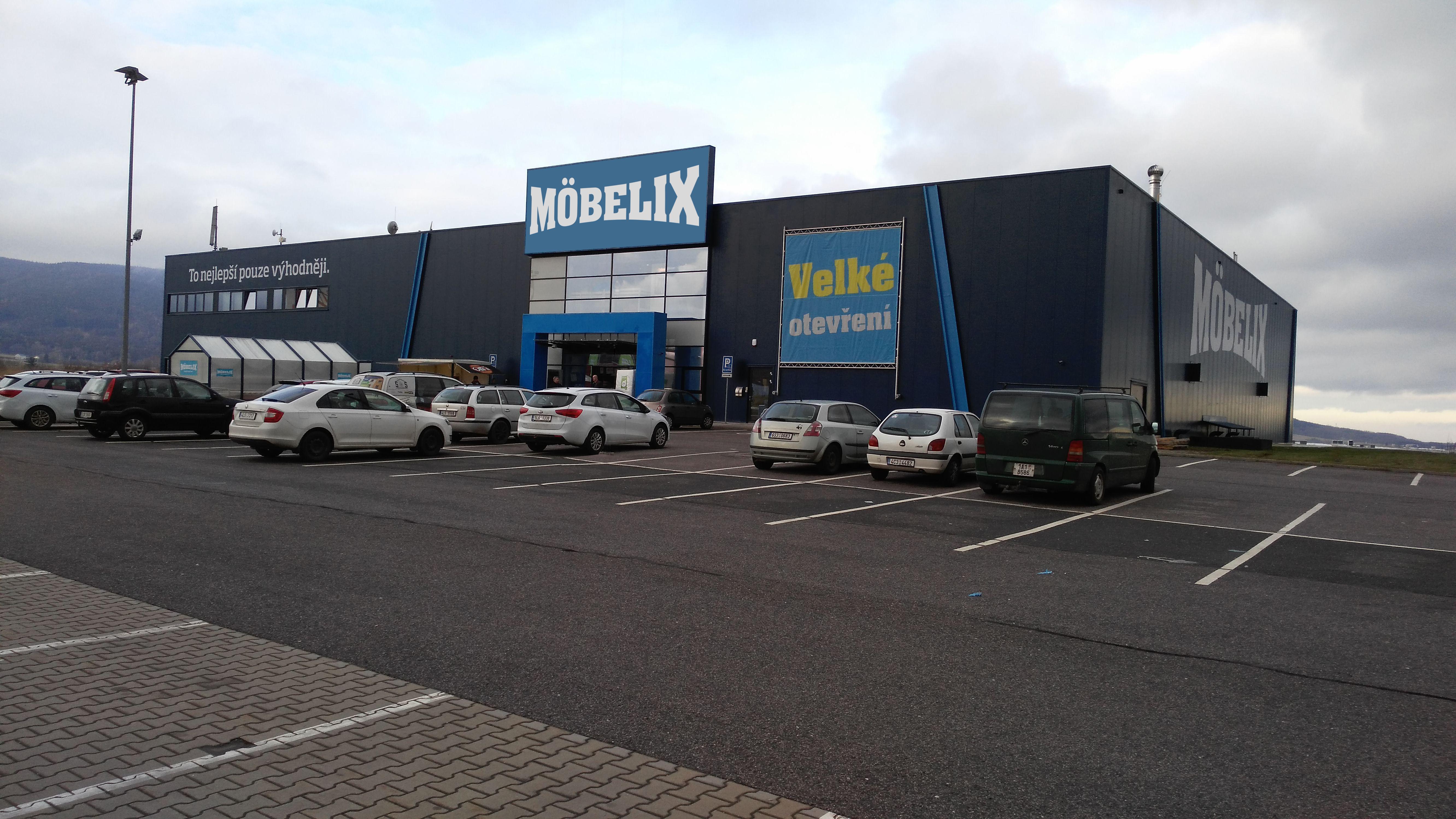 Prodejna nábytku v Liberci - Möbelix