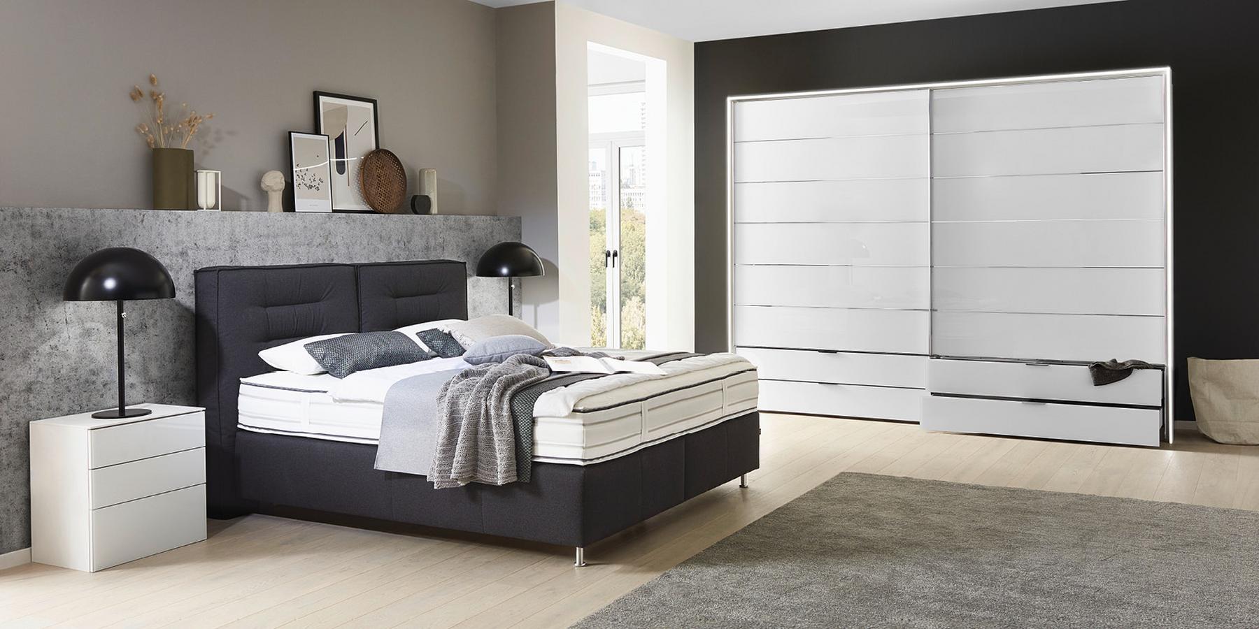 Šatní skříně na míru - Bydlení na míru | Möbelix