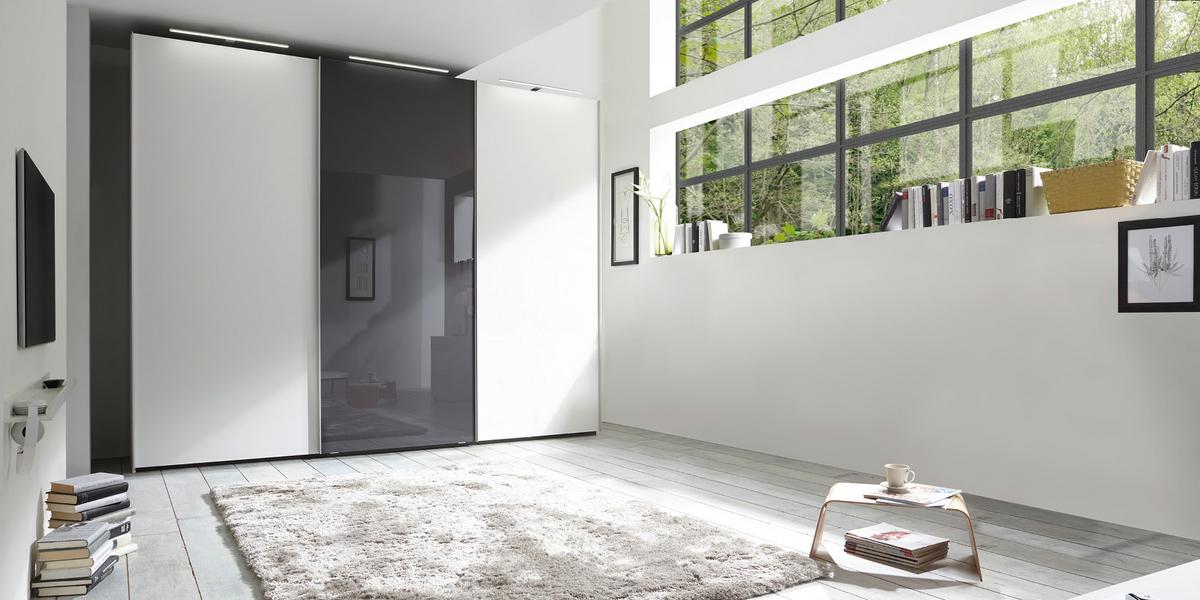 Šatní skříně na míru - Bydlení na míru | Möbelix