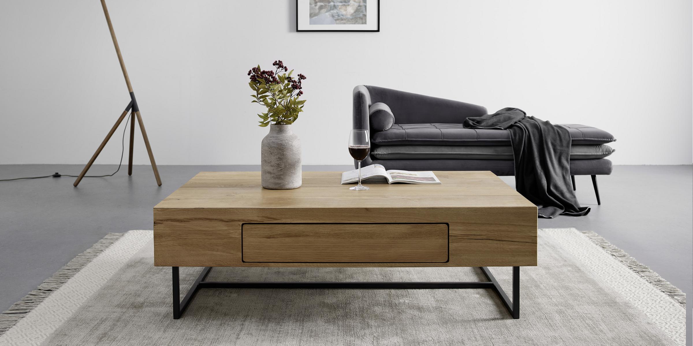 Nakupujte nábytek online • Möbelix