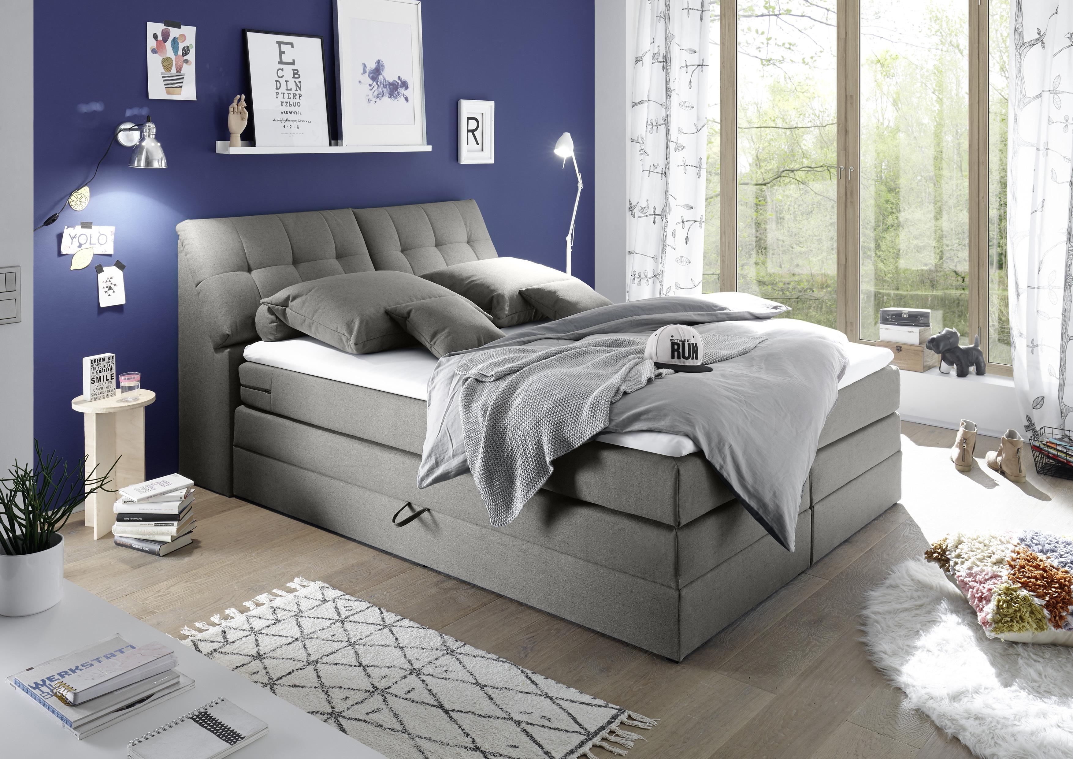 Americké boxspring postele | Möbelix