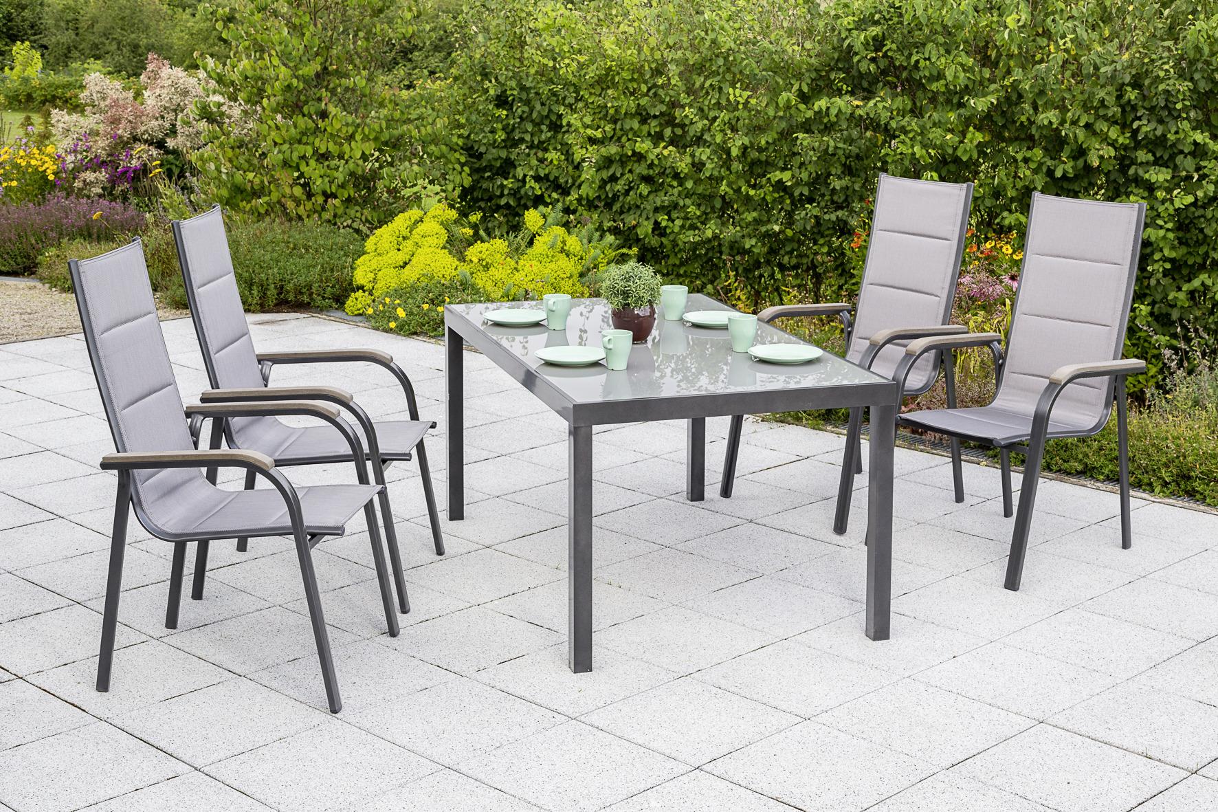 Gemütlicher Outdoor-Bereich: Gartenstuhl Emilia