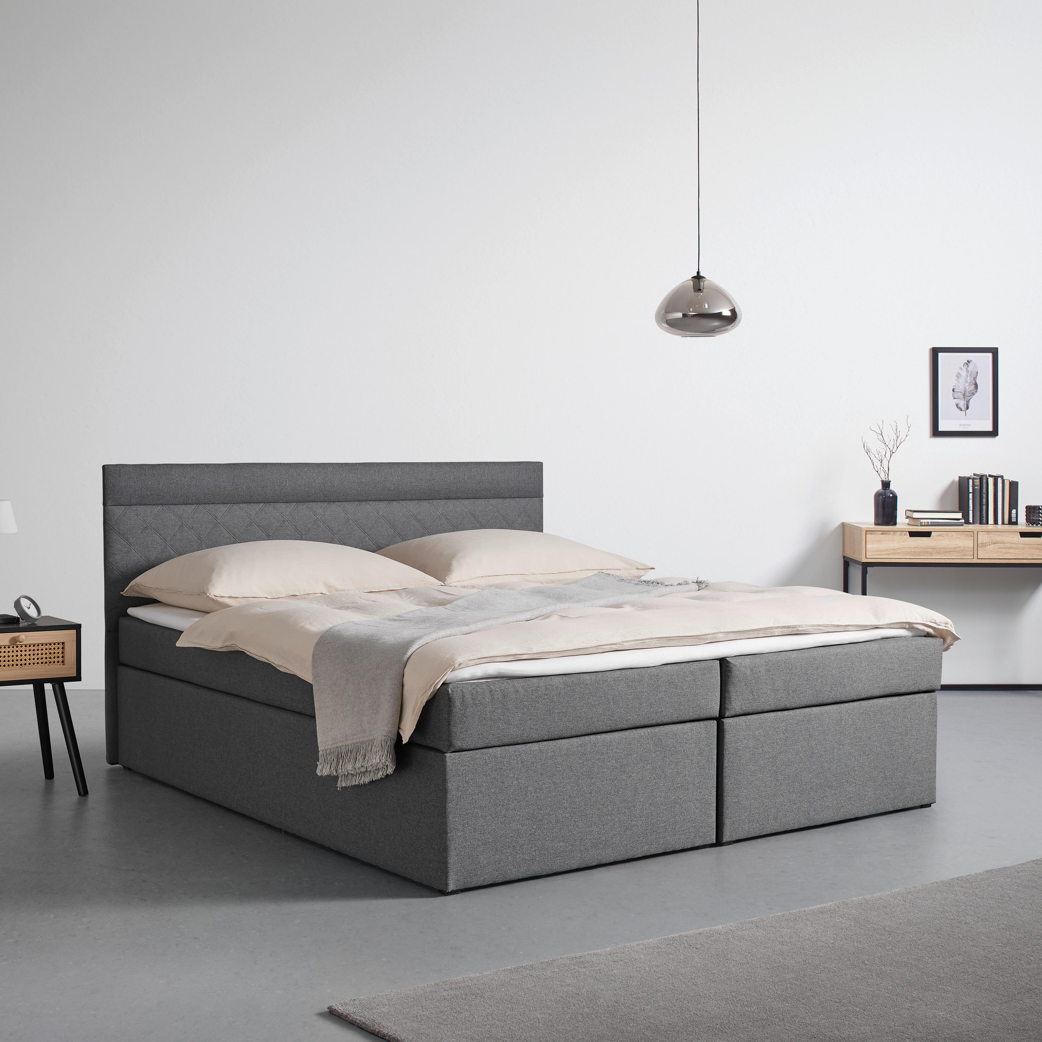 Americké boxspring postele | Möbelix