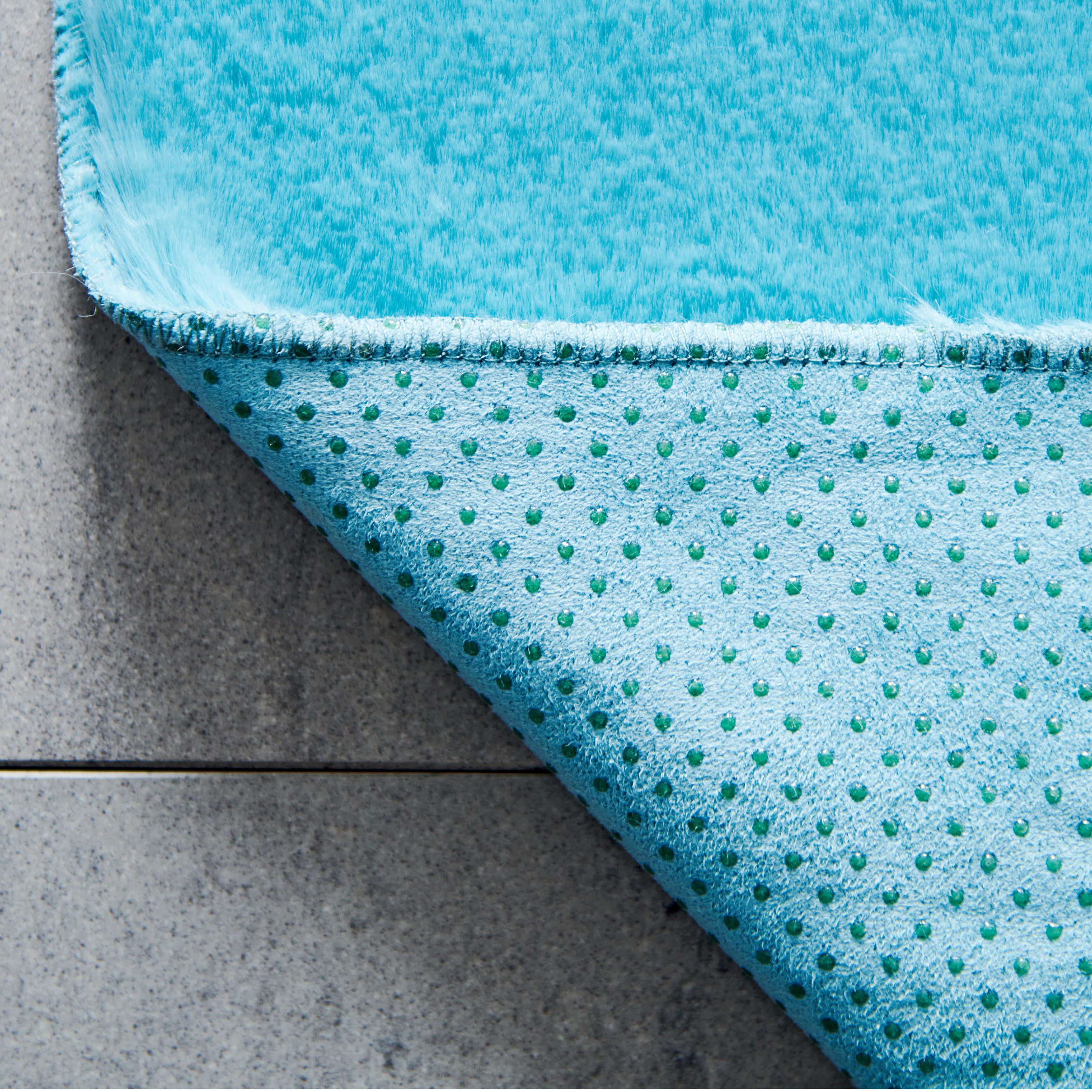 Kúpeľňové a wc predložky a koberčeky | Möbelix