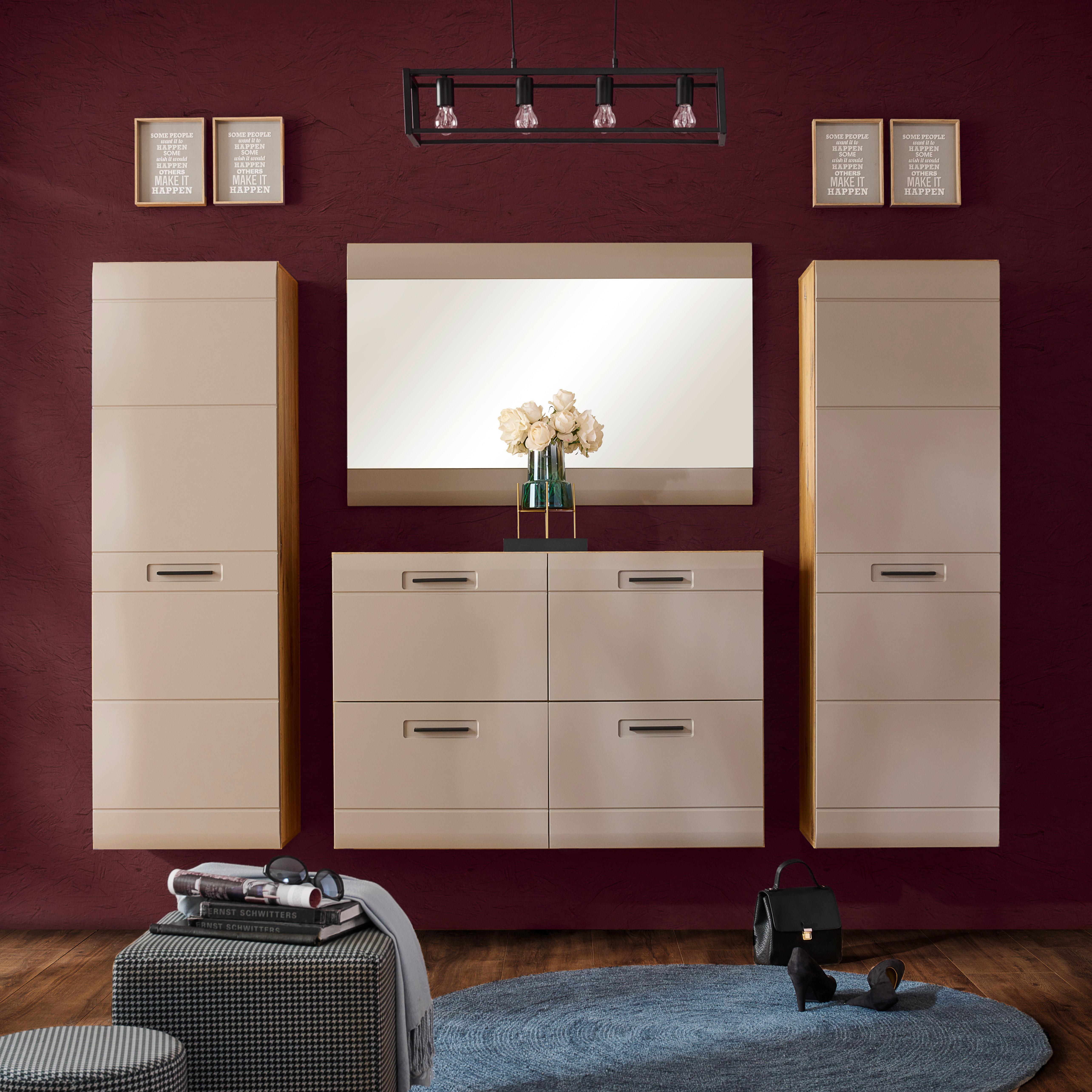 Vešiakové steny a predsieňové zostavy | Möbelix