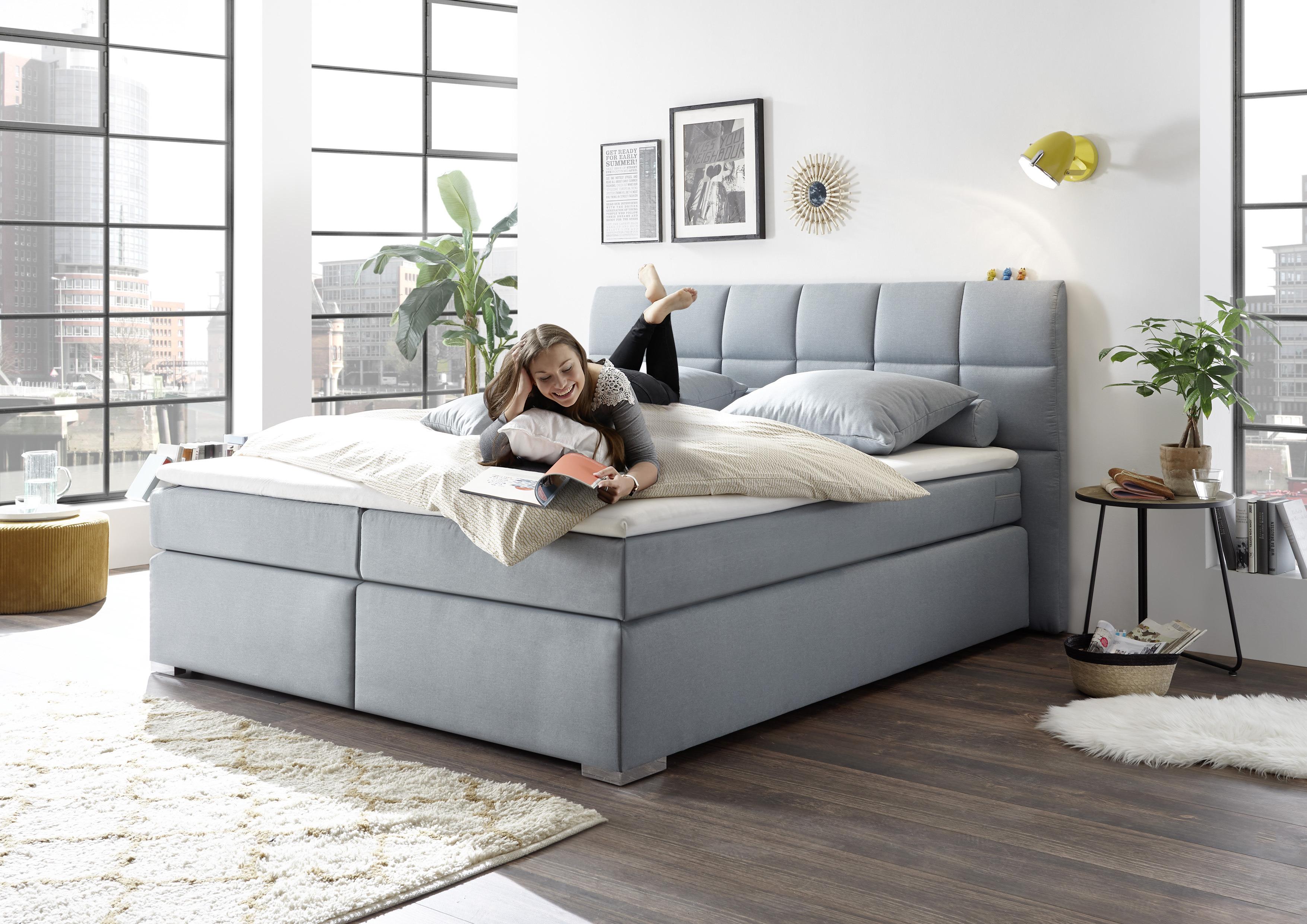 Americké boxspring postele | Möbelix