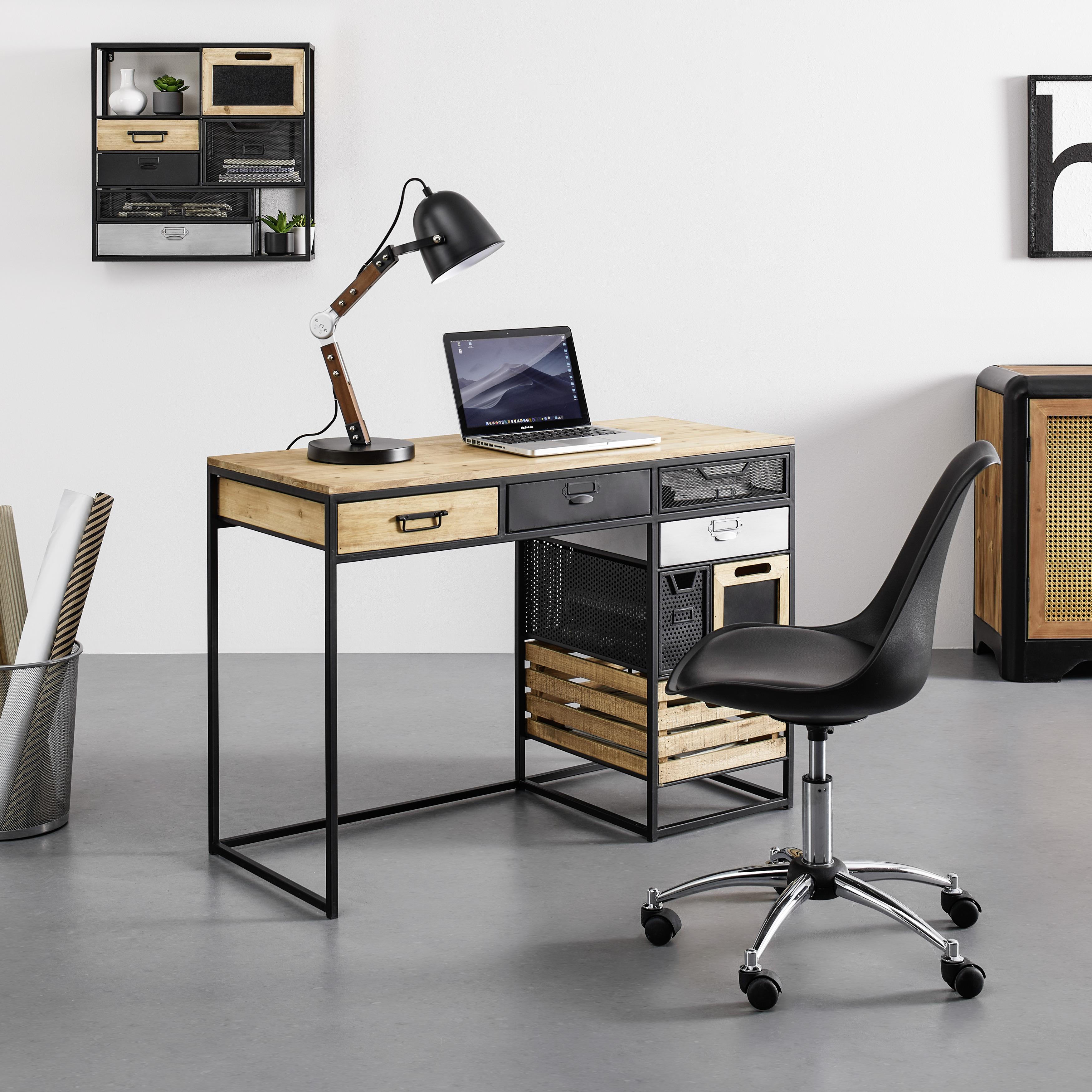 Kancelárske, písacie a PC stoly | Möbelix